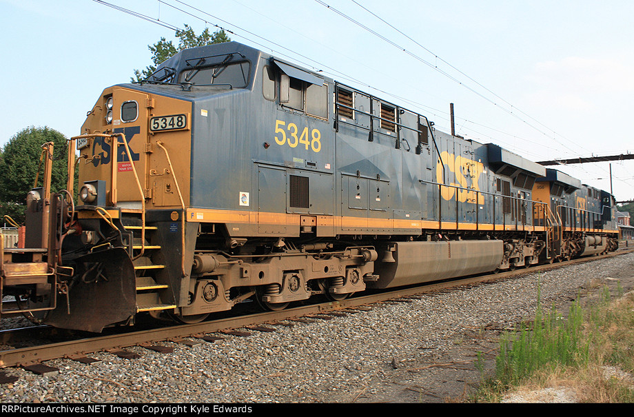 CSX ES40DC #5348 on Q191-26